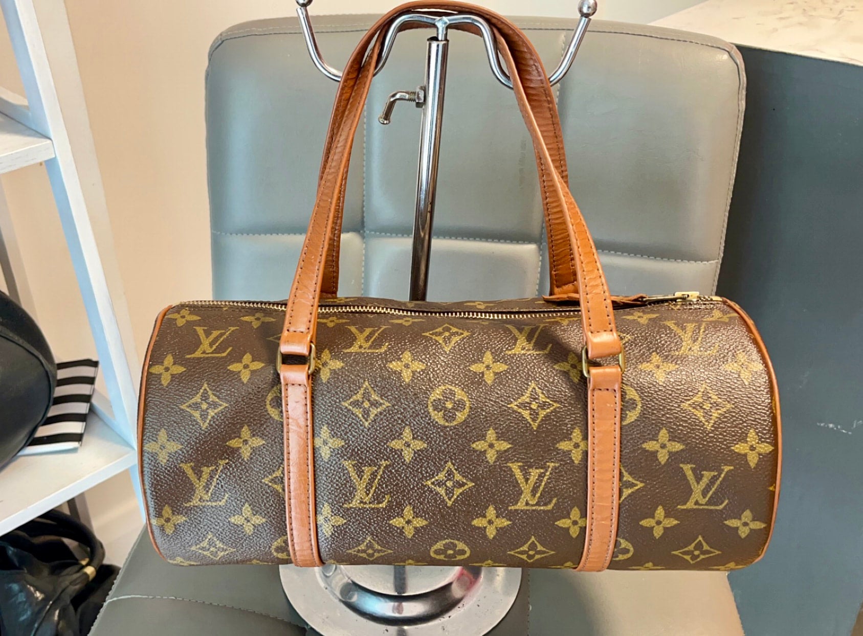 louis-vuitton-monogram-canvas-papillon-30-bag | PURSHA